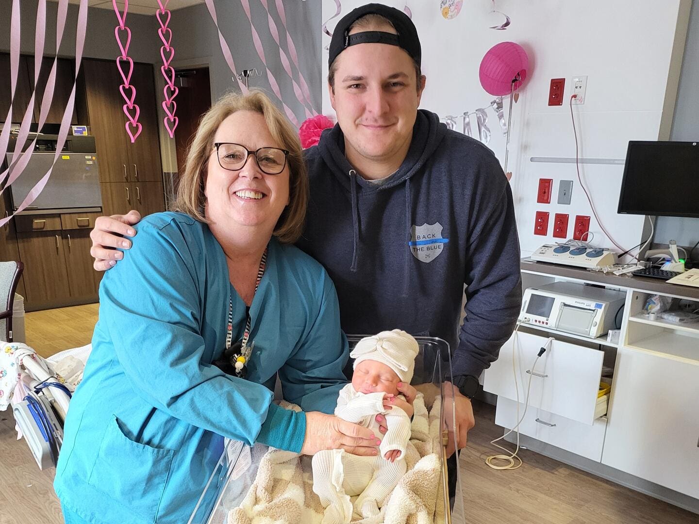 Franciscan Health Dyer nurse helps deliver Dad, daughter 28 years apart